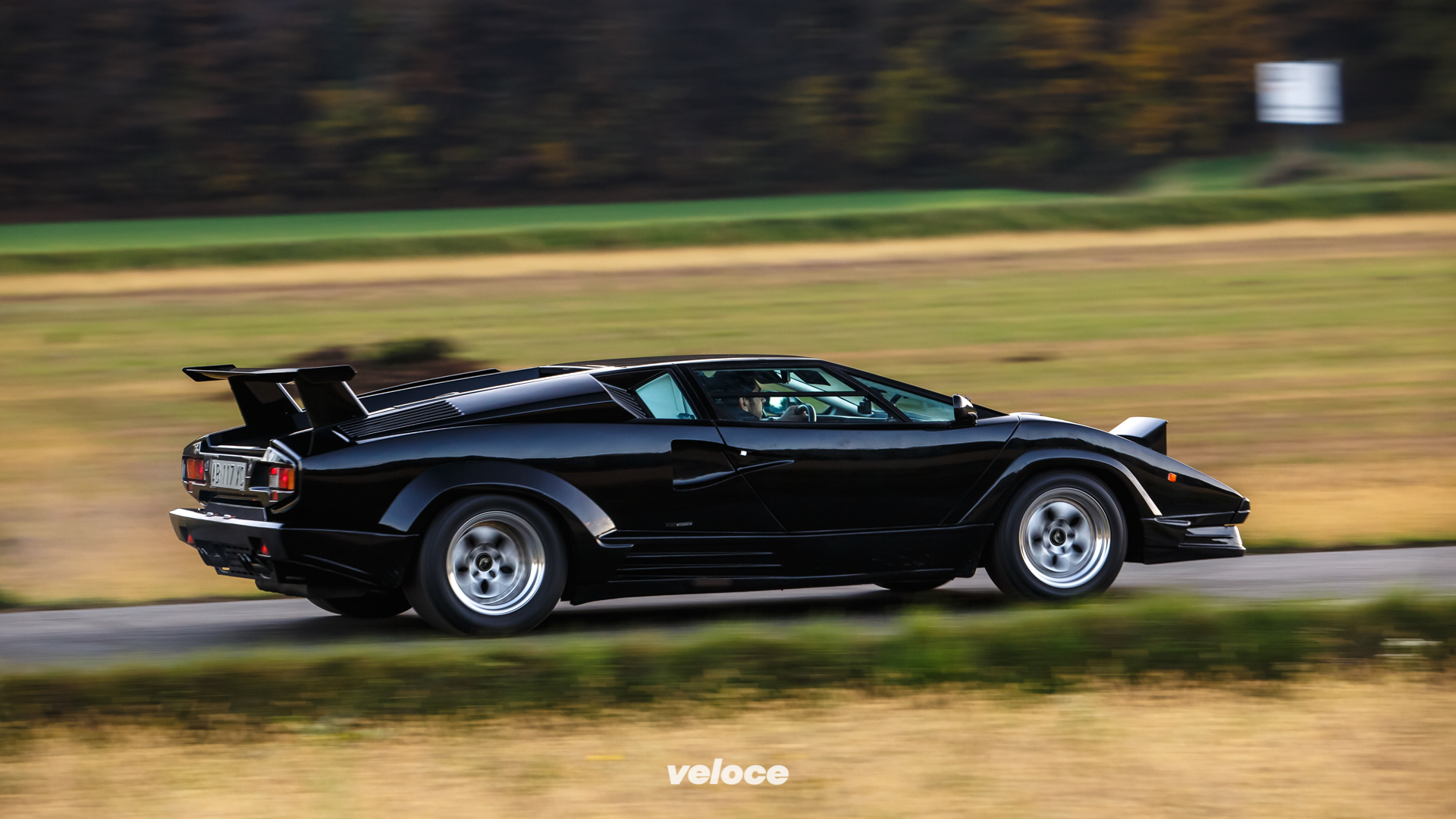 Lamborghini Countach: Io sono leggenda - Veloce