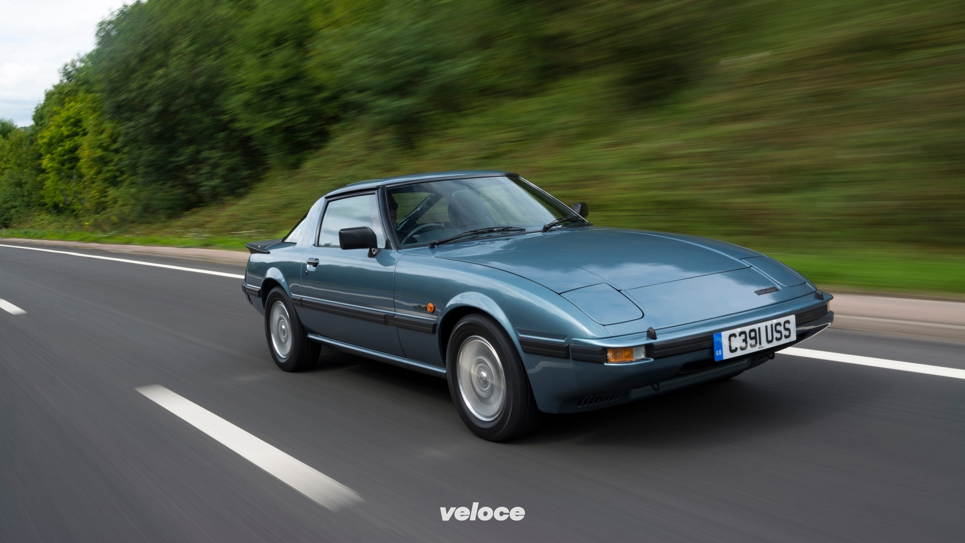 Mazda RX-7: Wankel in chiave sportiva - Veloce