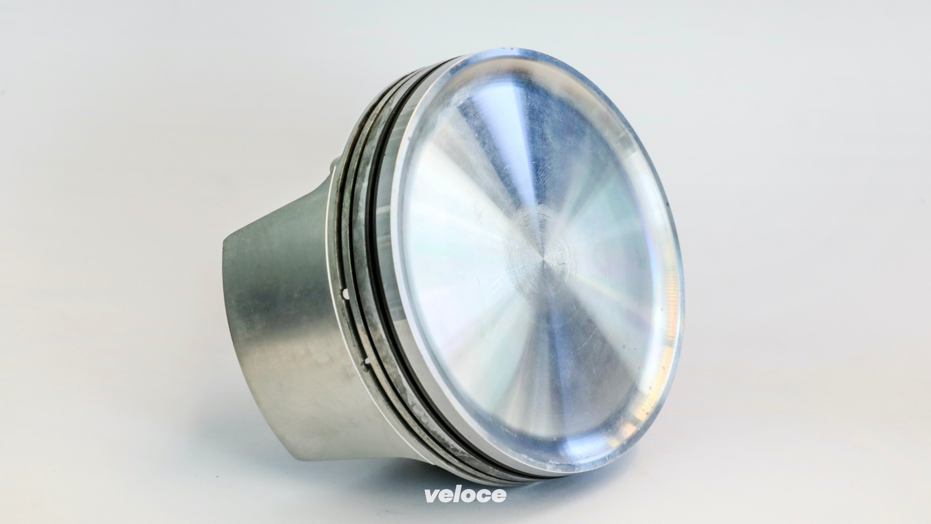 Porsche: più cavalli con i pistoni stampati in 3D - Veloce