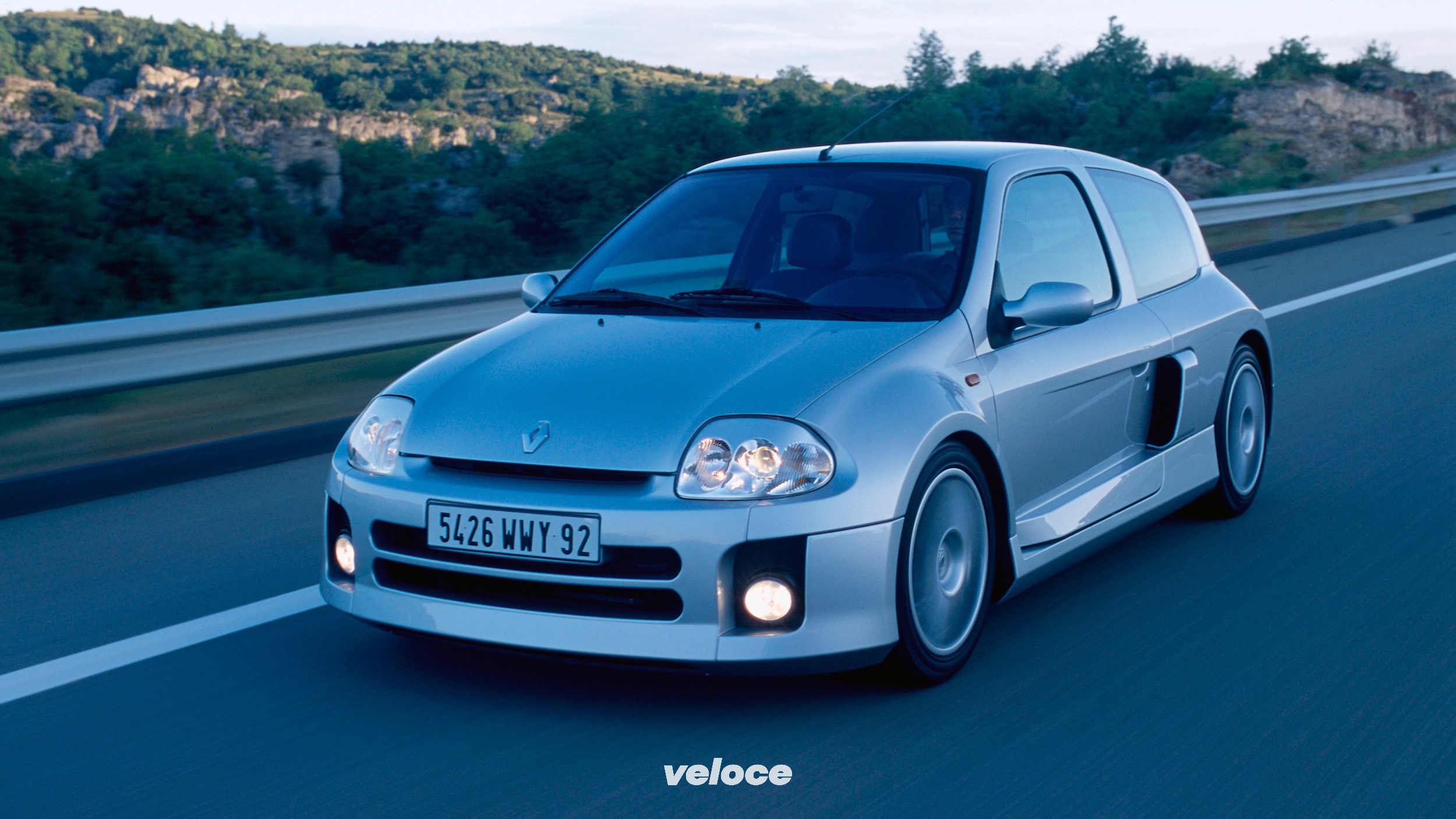 20 anni fa: V6, la Renault Clio più bella di sempre? - Veloce