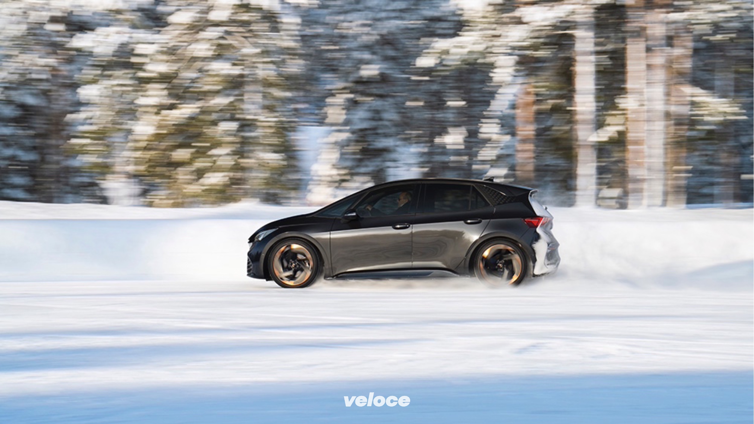 Cupra: alla scoperta dell’aurora boreale - Veloce