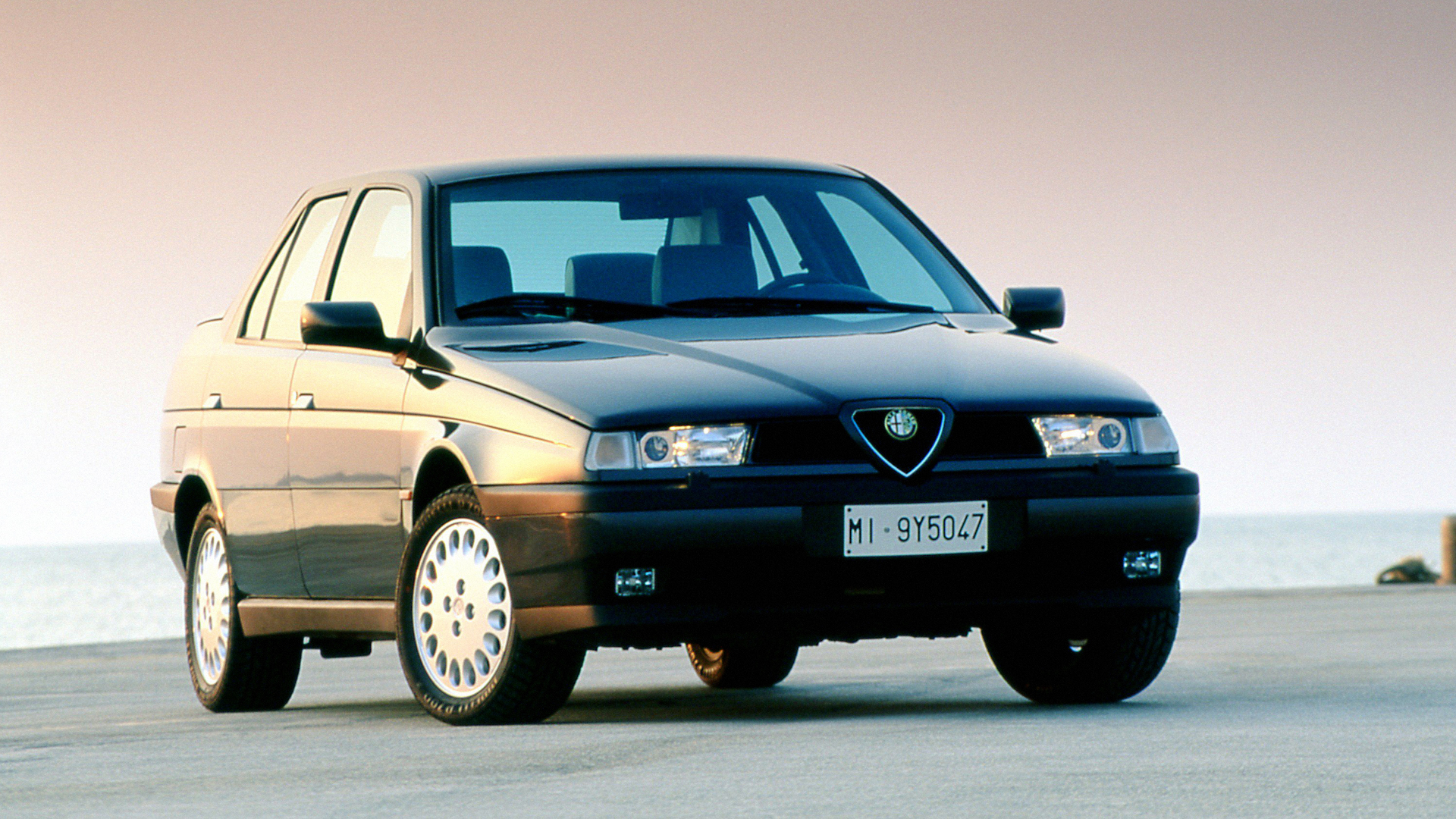 Alfa Romeo sportive anni '90: le 155 V6 e Turbo Q4 - Veloce