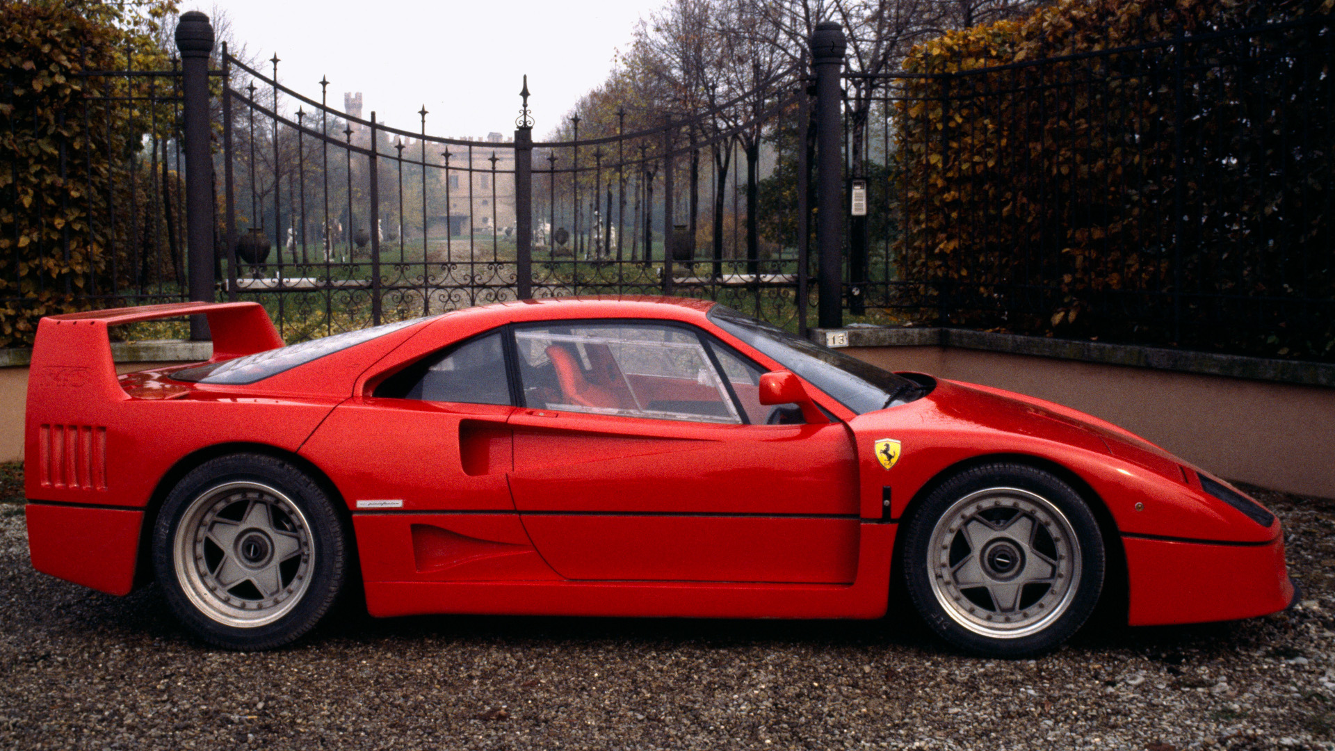 Te la do io la Ferrari F40 - Veloce