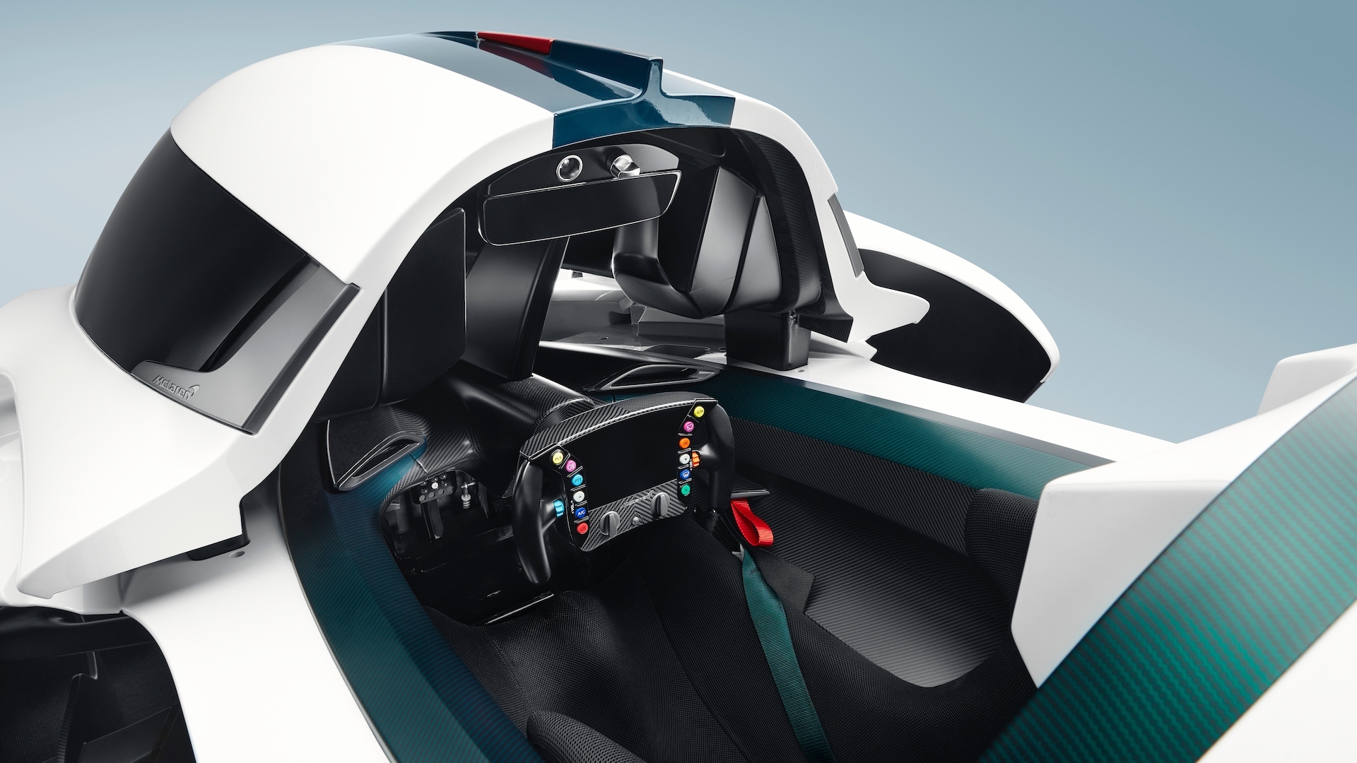 La McLaren Solus GT infiamma Goodwood - Veloce