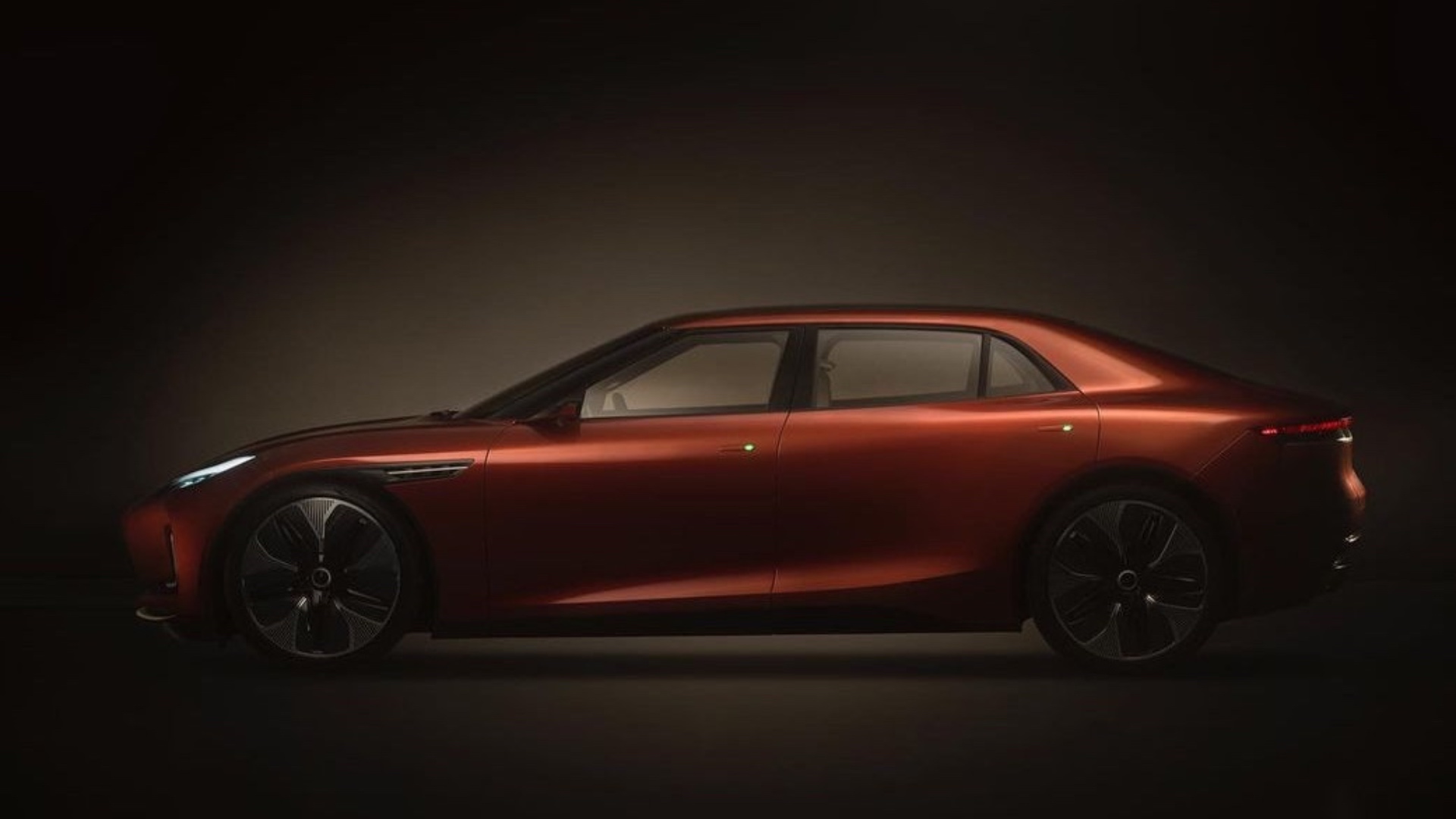 NEVS Emily GT: il ritorno elettrico della Saab? - Veloce
