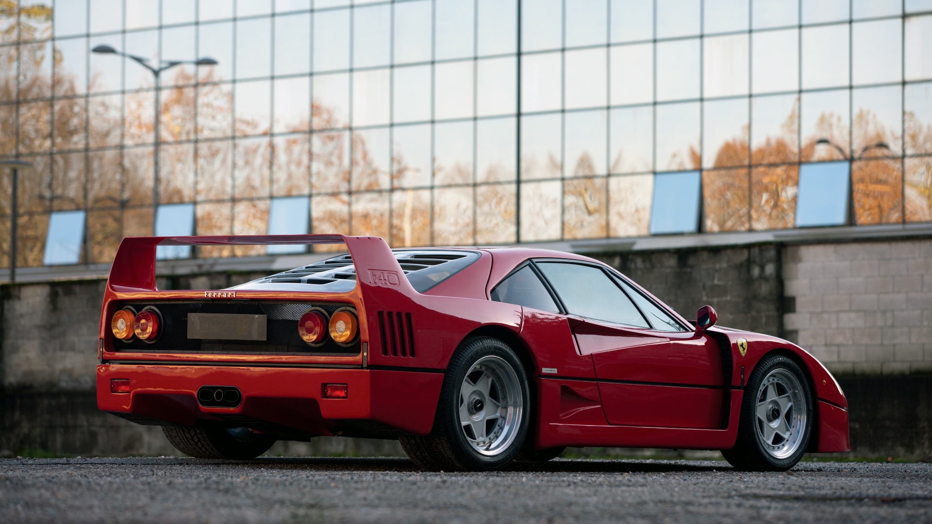 Listino Ferrari F40 - prezzo - scheda tecnica - velocità - Veloce