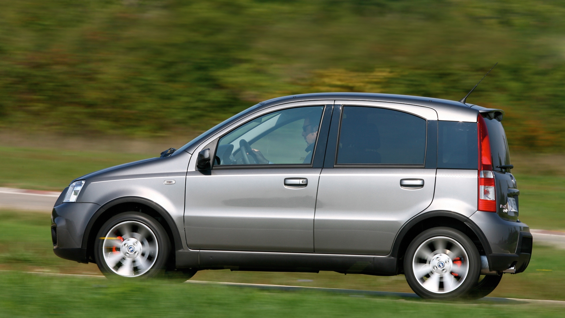 Listino Fiat Panda 100 HP - prezzo - scheda tecnica - velocità - Veloce