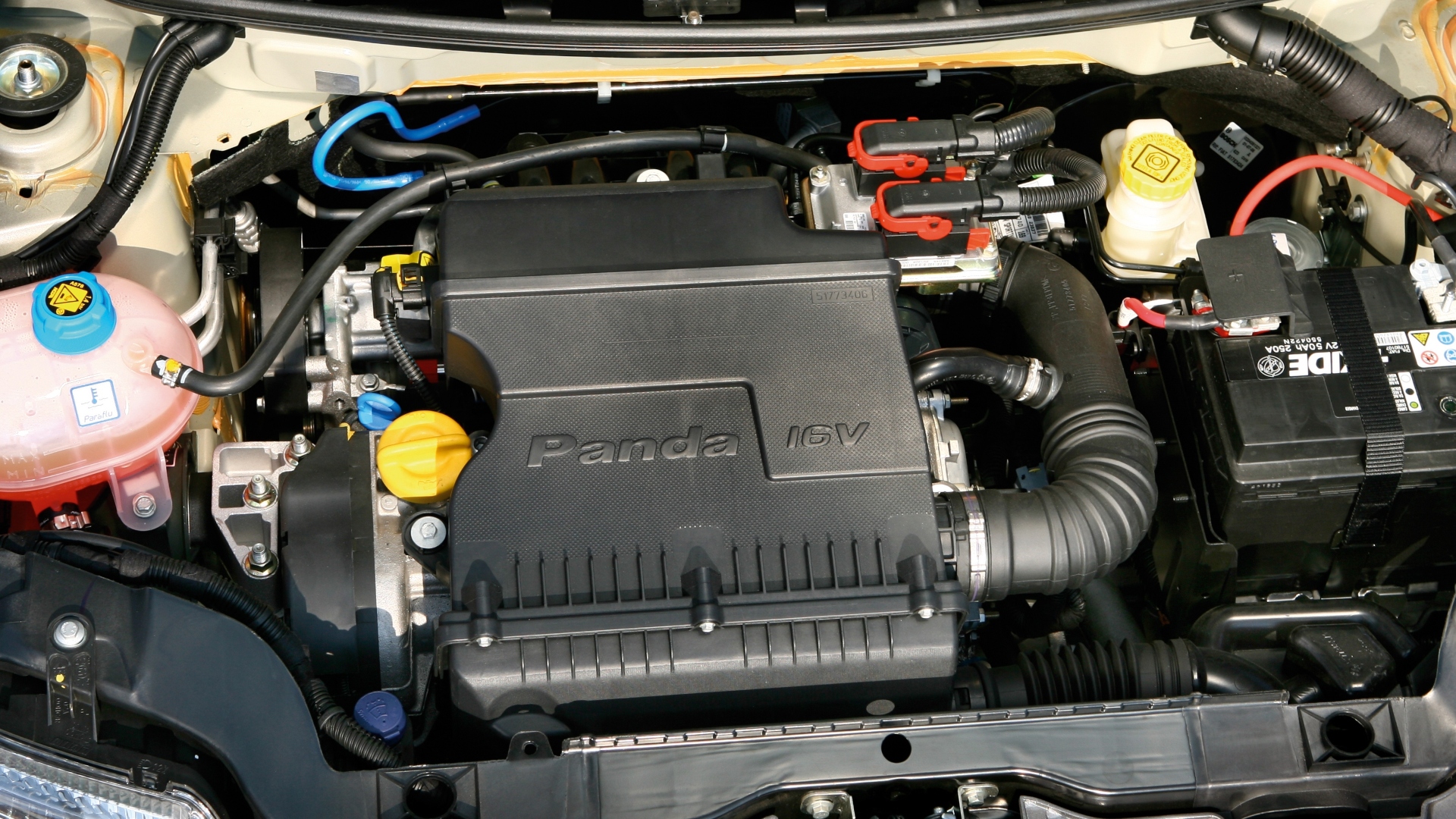 Listino Fiat Panda 100 HP - prezzo - scheda tecnica - velocità - Veloce