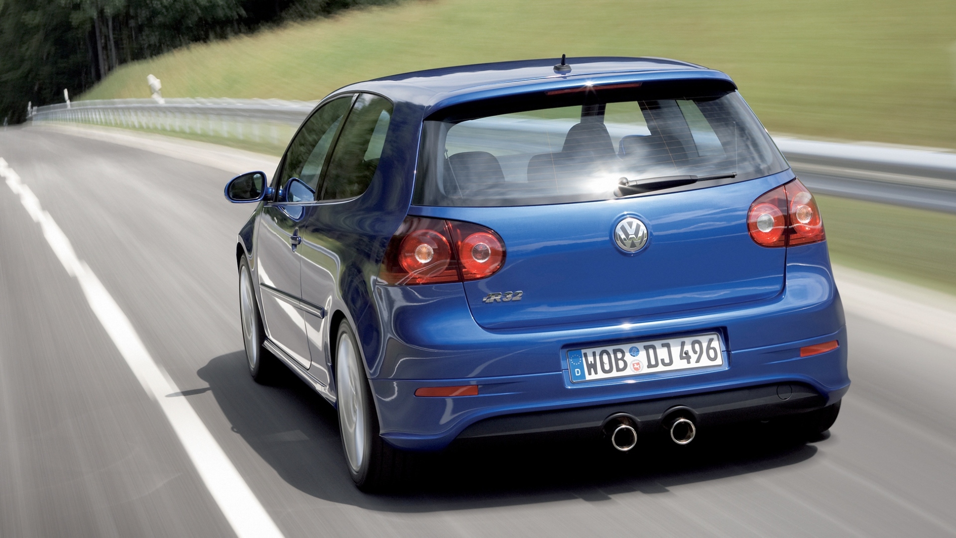 Listino Volkswagen Golf R32 - prezzo - scheda tecnica - velocità - Veloce