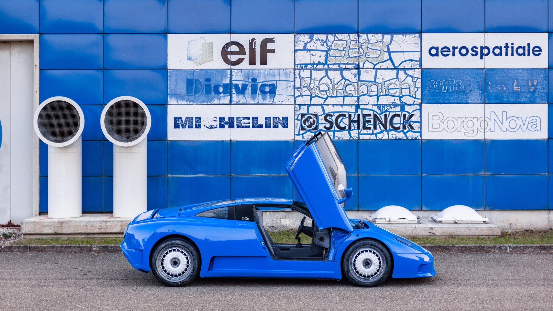 Listino Bugatti EB 110 - prezzo - scheda tecnica - velocità - Veloce