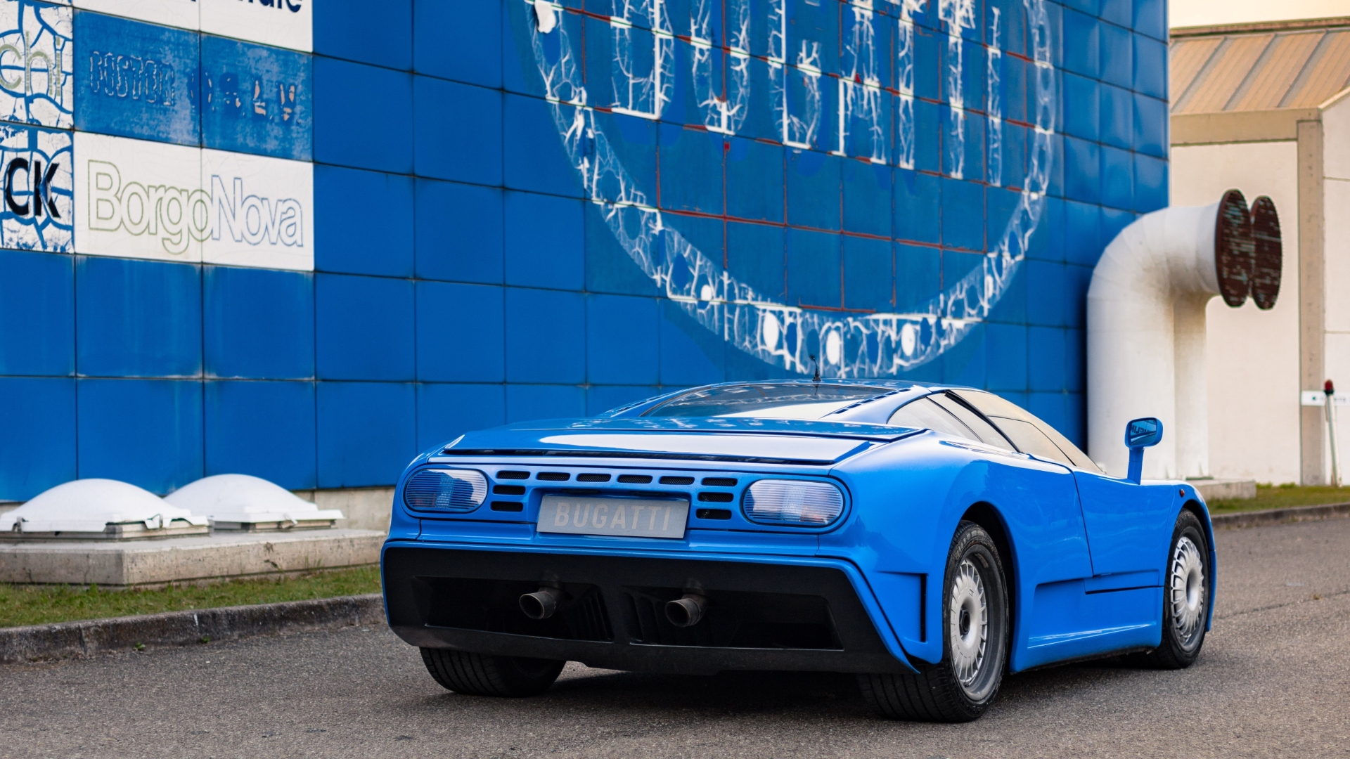 Listino Bugatti EB 110 - prezzo - scheda tecnica - velocità - Veloce