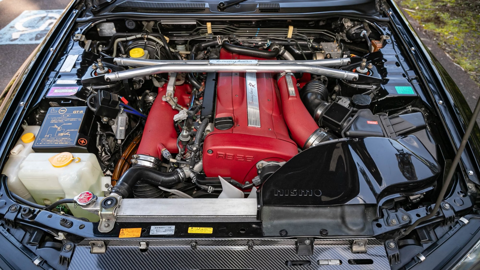 Nissan Skyline GT-R, la Tommykaira è da sballo - Veloce