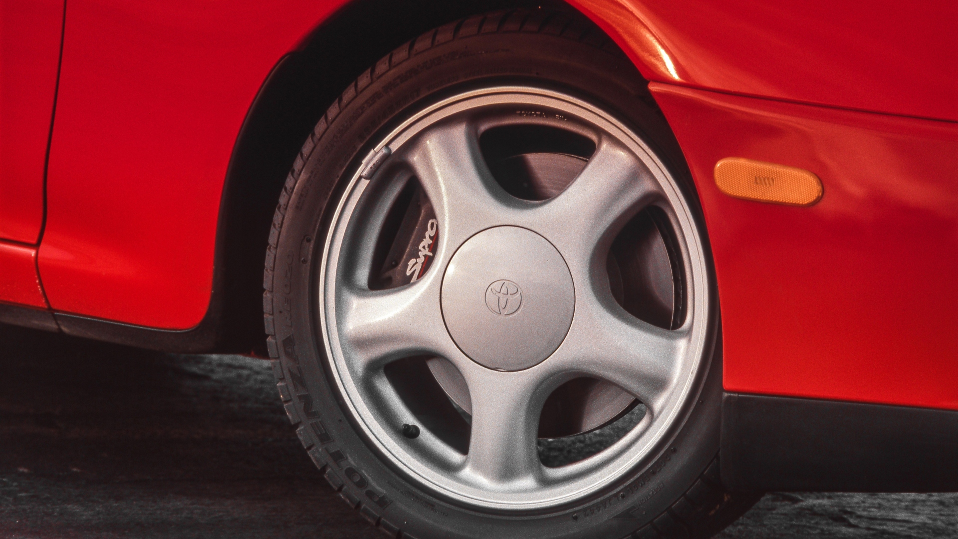 Listino Toyota Supra A80 - prezzo - scheda tecnica - velocità - Veloce