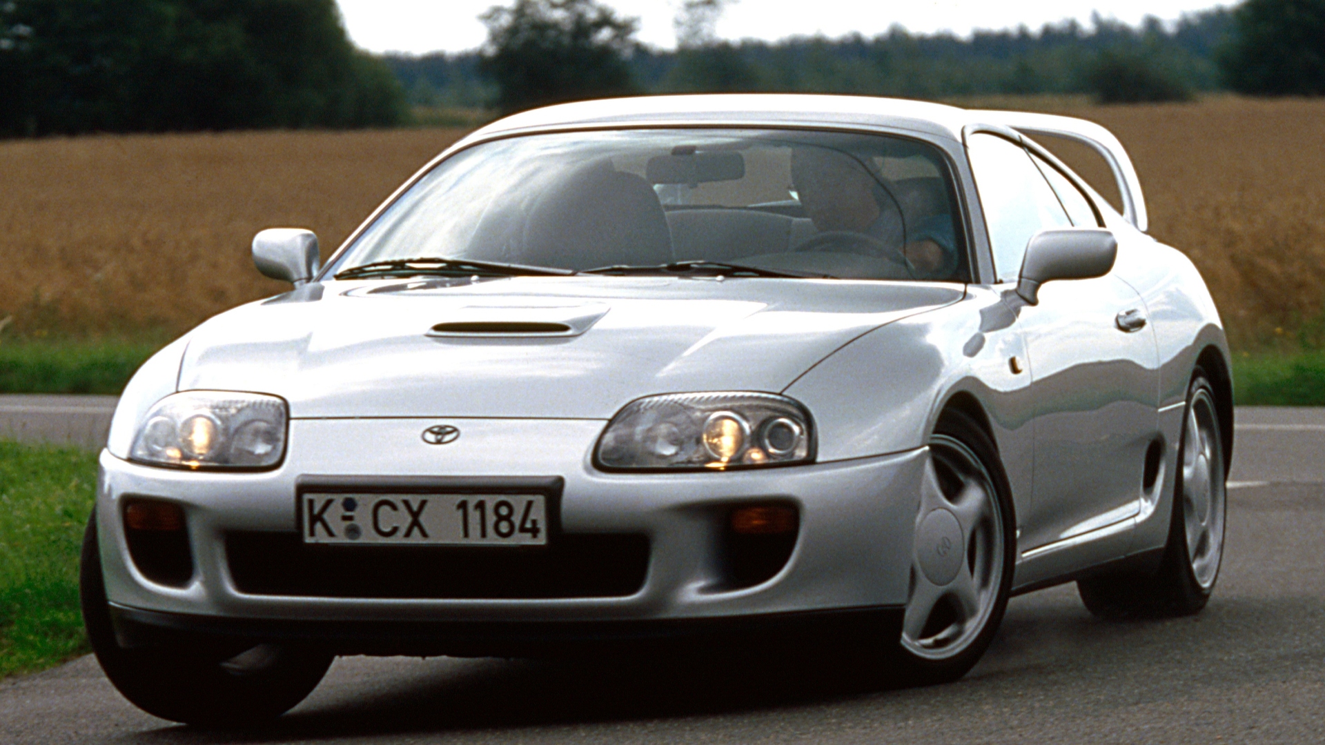 Listino Toyota Supra A80 - prezzo - scheda tecnica - velocità - Veloce