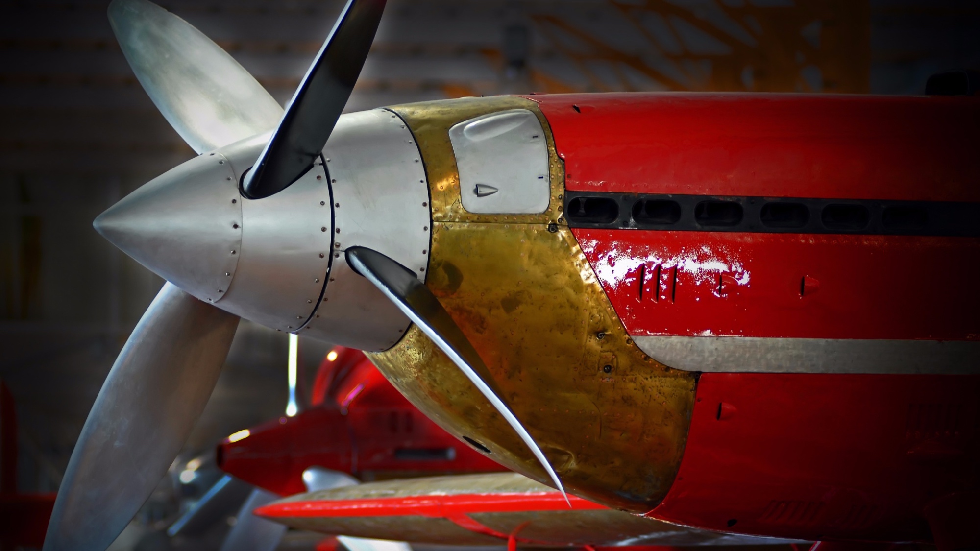 Il misticismo e l'esagerazione: Macchi-Castoldi MC72 - Veloce