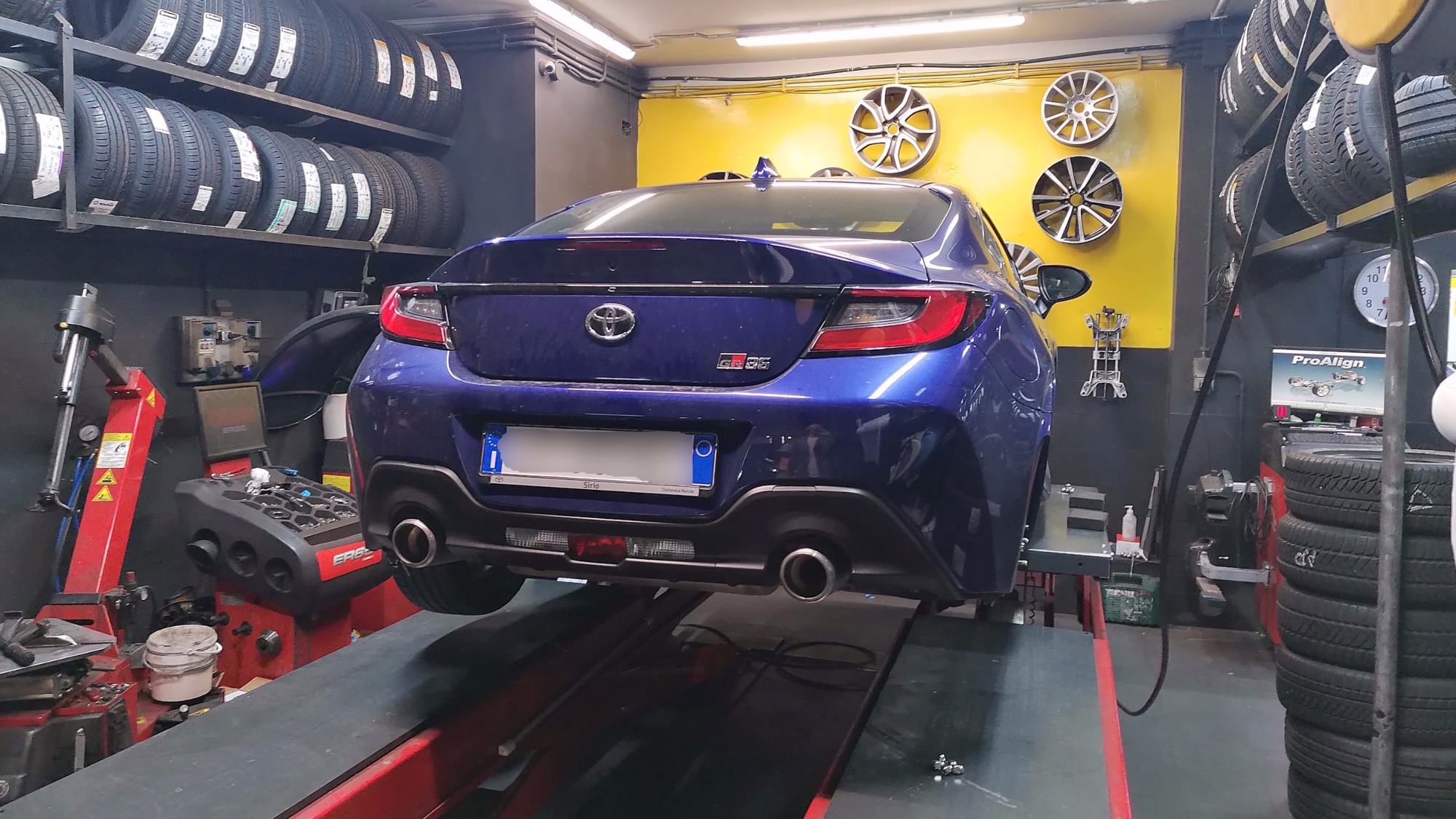 Toyota GR86 long test/3: finalmente le invernali! - Veloce