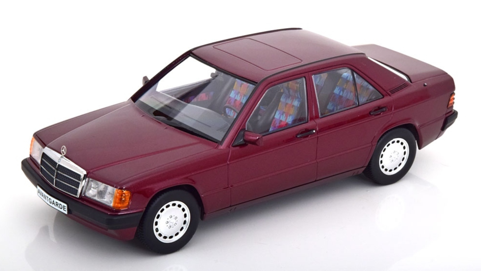 Mercedes 190: e voi, ve la ricordate la Avantgarde? - Veloce