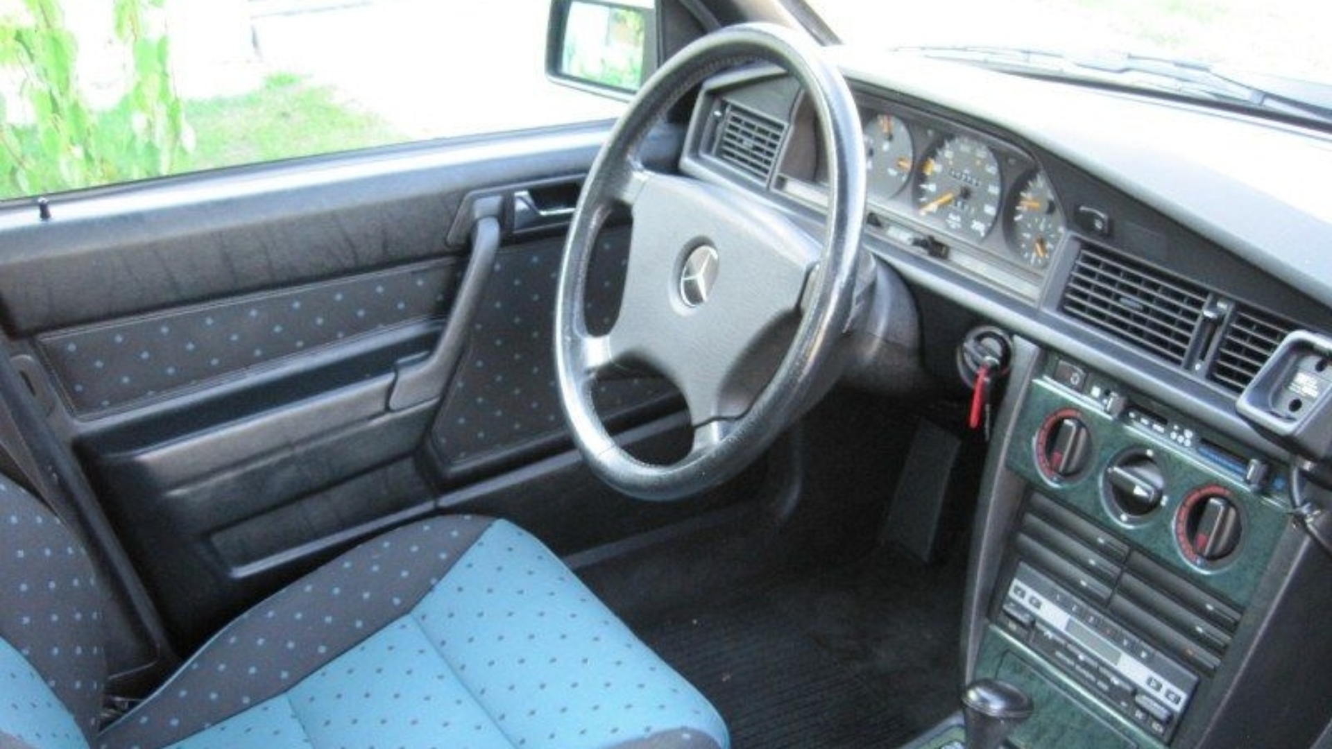 Mercedes 190: e voi, ve la ricordate la Avantgarde? - Veloce