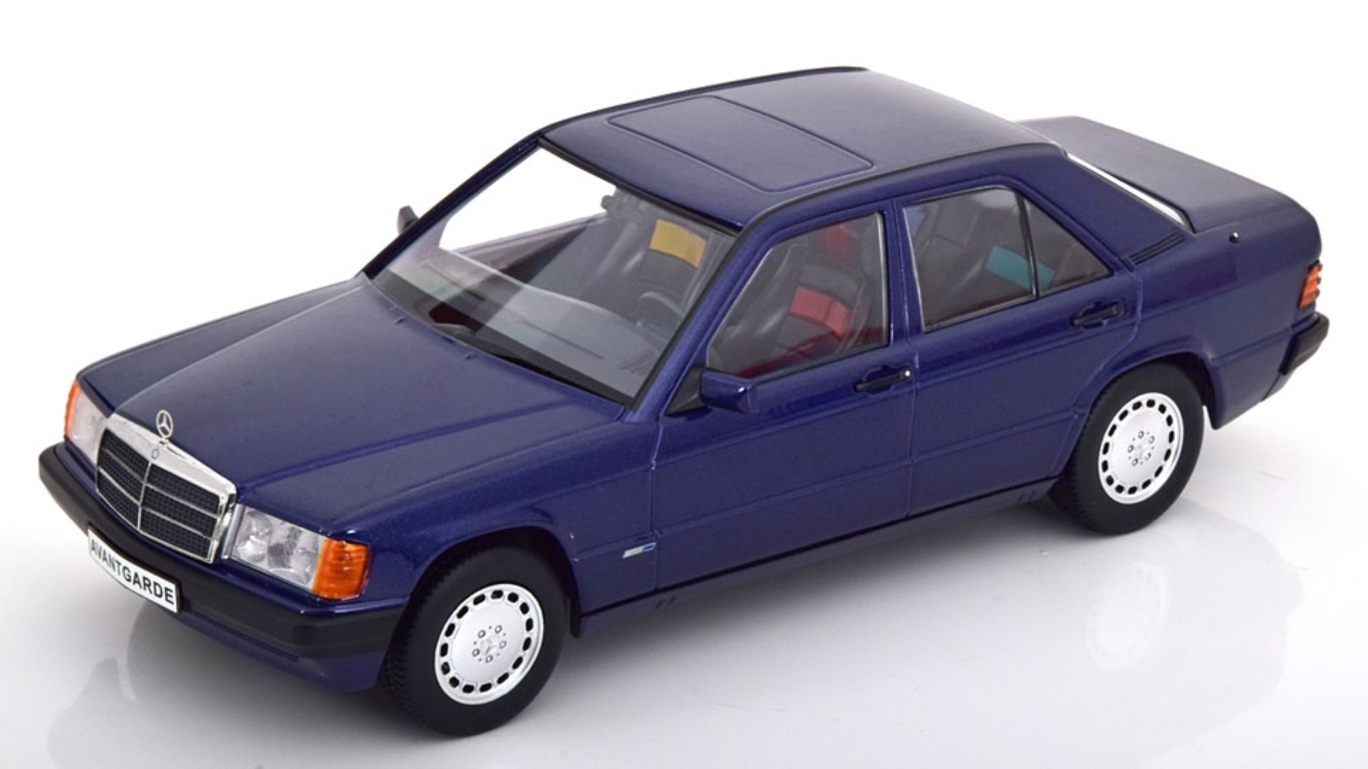 Mercedes 190: e voi, ve la ricordate la Avantgarde? - Veloce