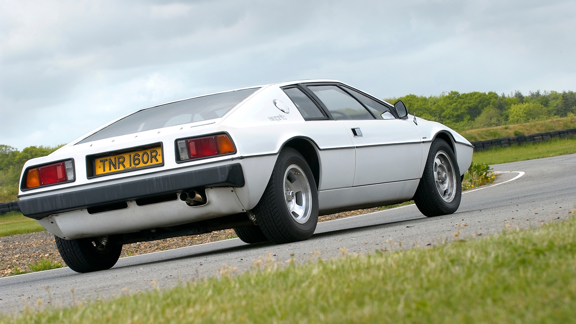 Listino Lotus Esprit - prezzo - scheda tecnica - velocità - Veloce