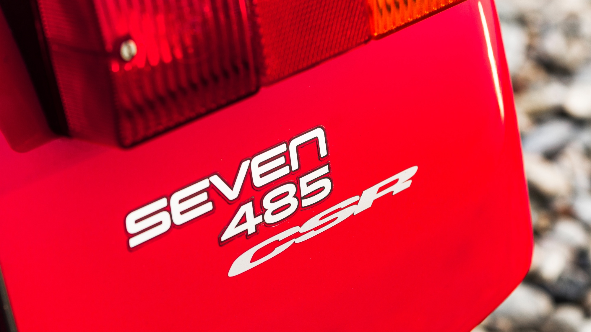 Caterham Seven 485 CSR: shock meccanico - Veloce