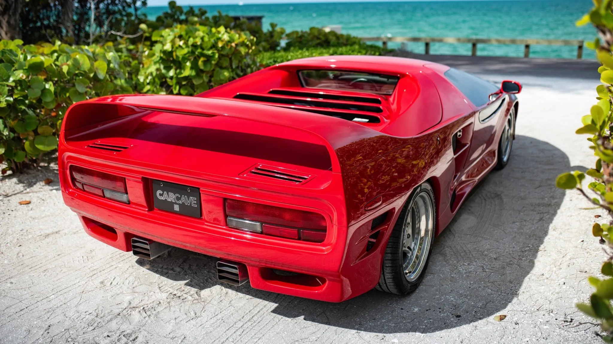 Vector M12, l'astronave degli Anni '90 - Veloce