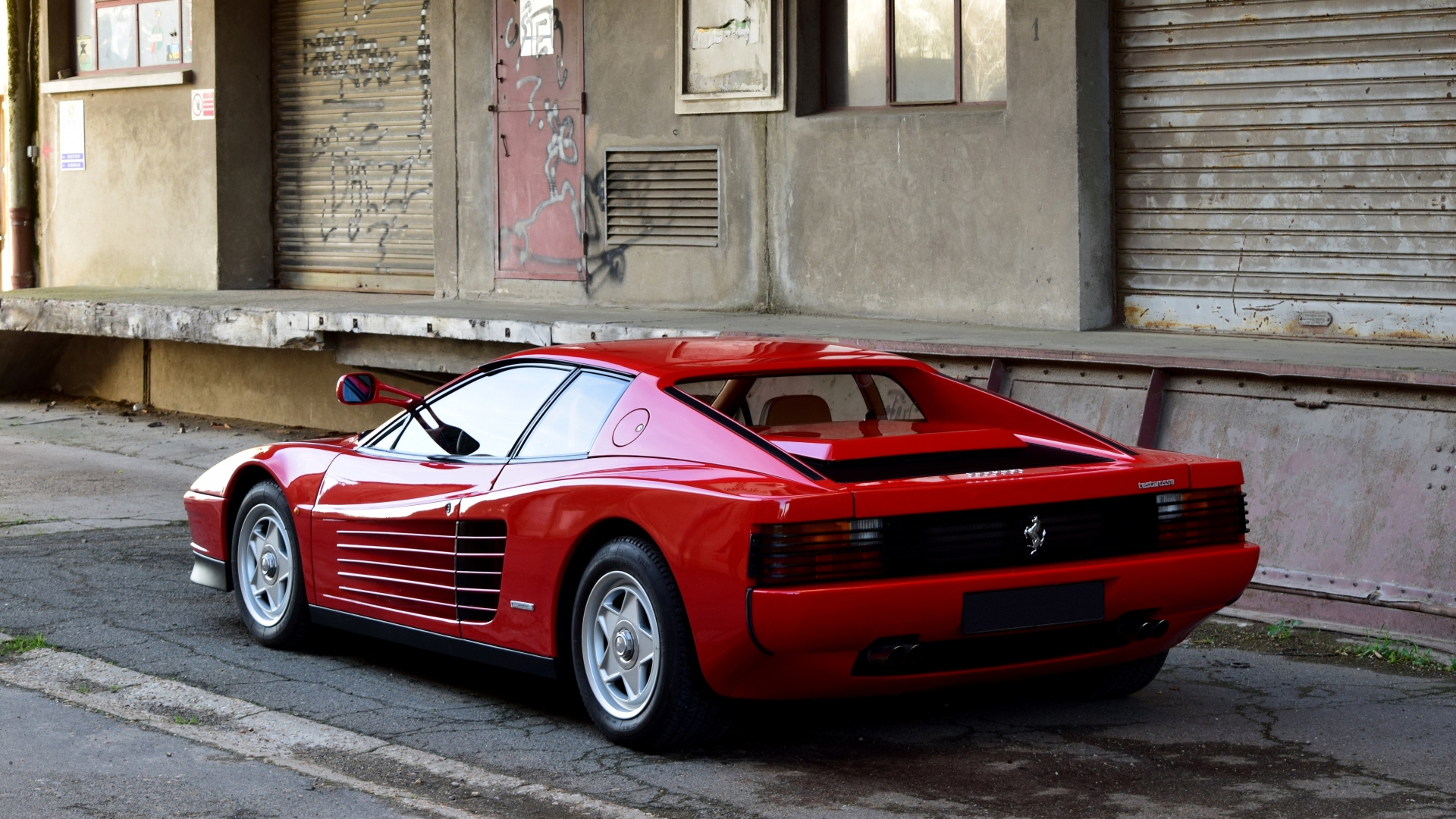 Listino Ferrari Testarossa - prezzo - scheda tecnica - velocità - Veloce