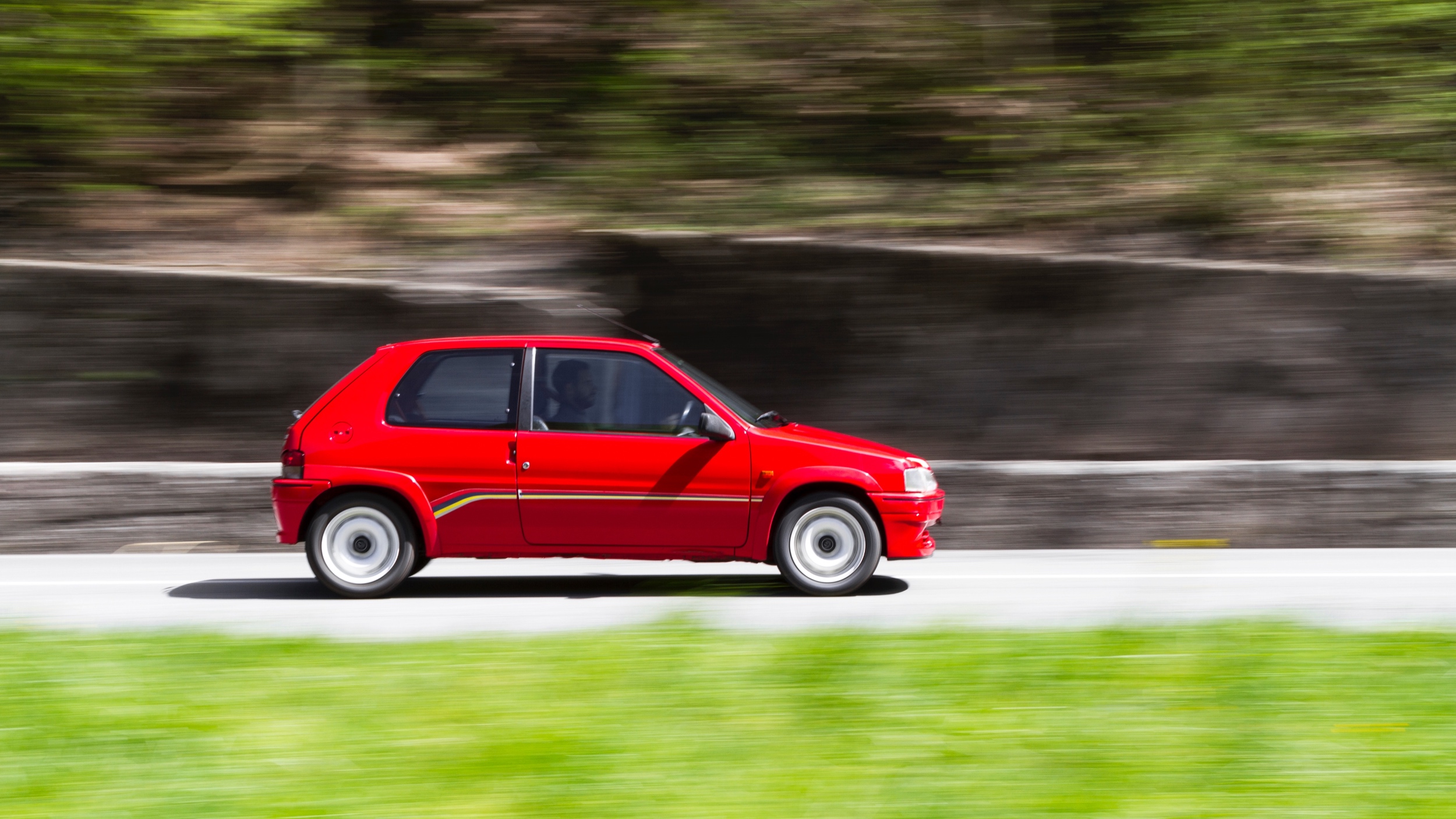 Peugeot 106 Rallye 1.3: joie de vivre - Veloce