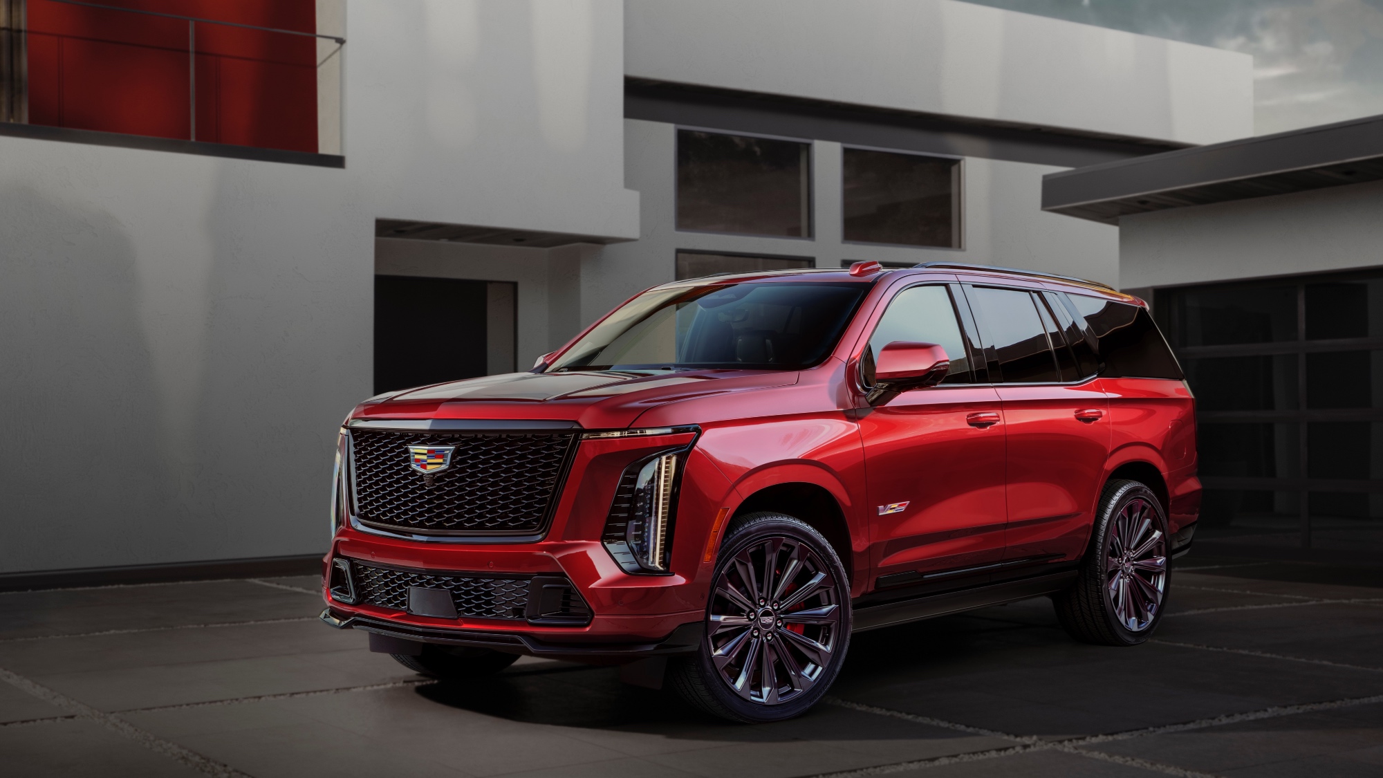 Cadillac Escalade 2025: lunga vita al V8! - Veloce