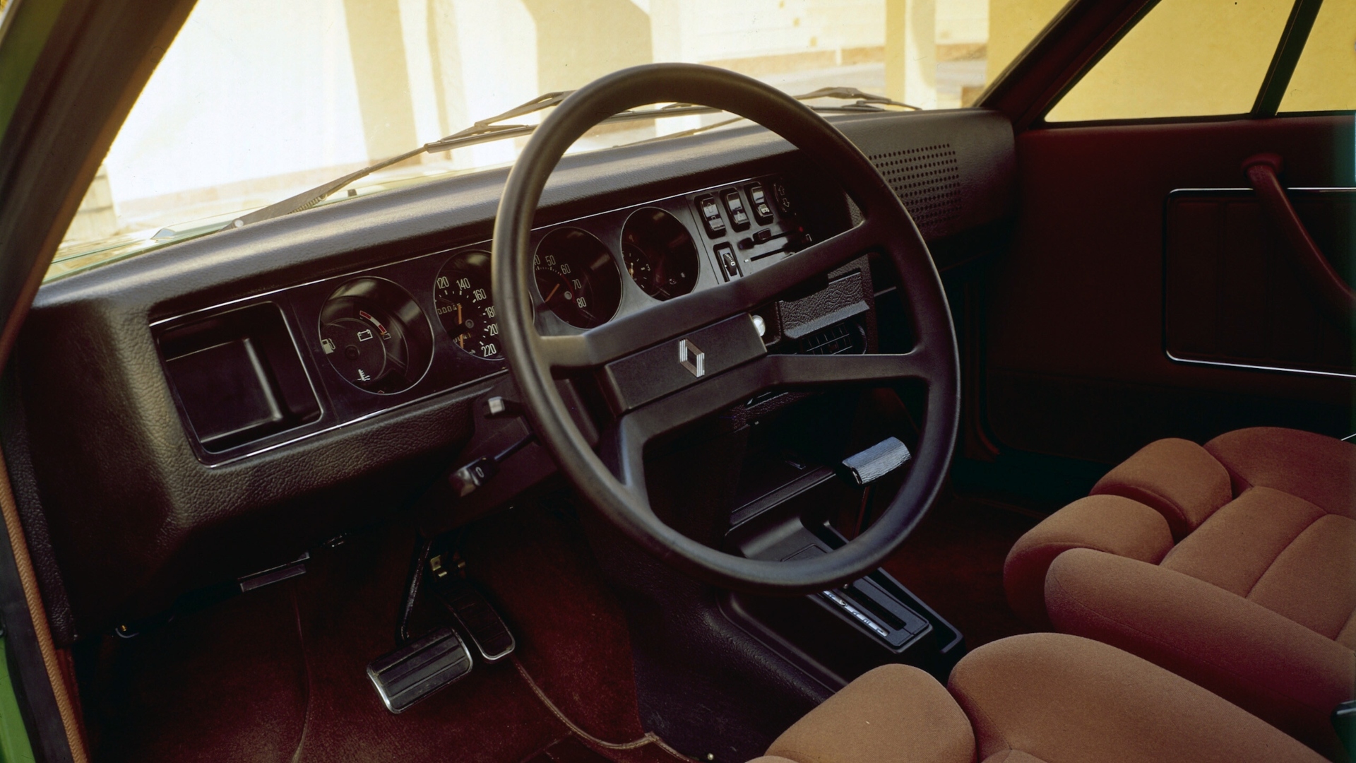 La Renault 17 fa un salto cosmico nel futuro - Veloce