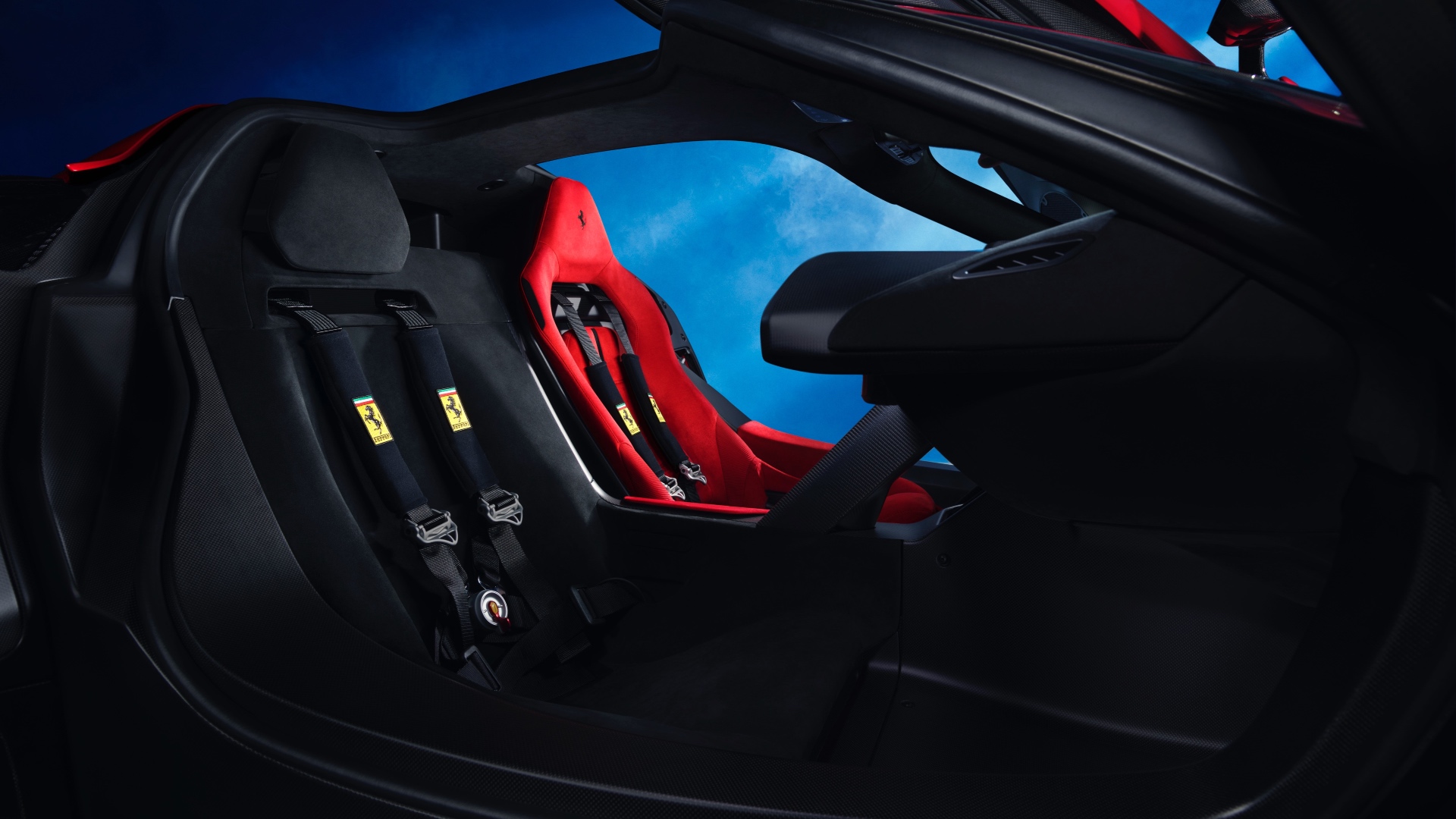 Listino Ferrari F80 - prezzo - scheda tecnica - velocità - Veloce