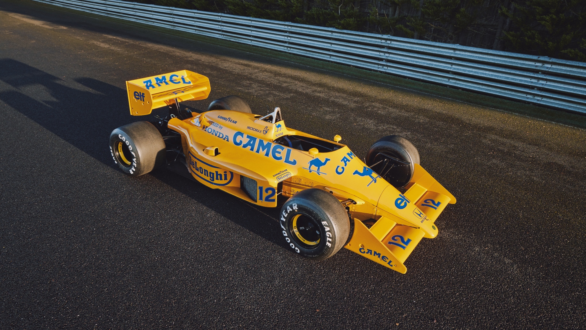 Lotus Emira: che libidine, al sapor di Formula 1... - Veloce