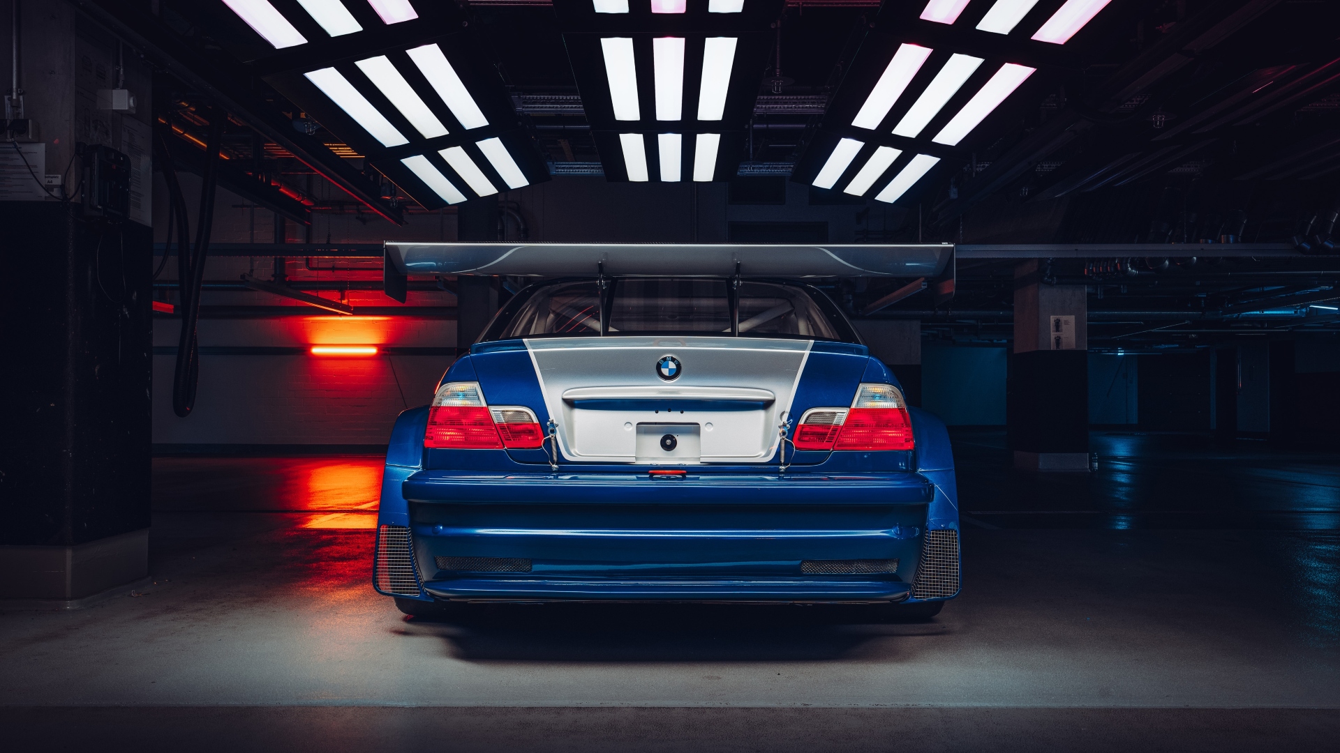 BMW M3 GTR: dal gioco alla realtà 20 anni dopo - Veloce