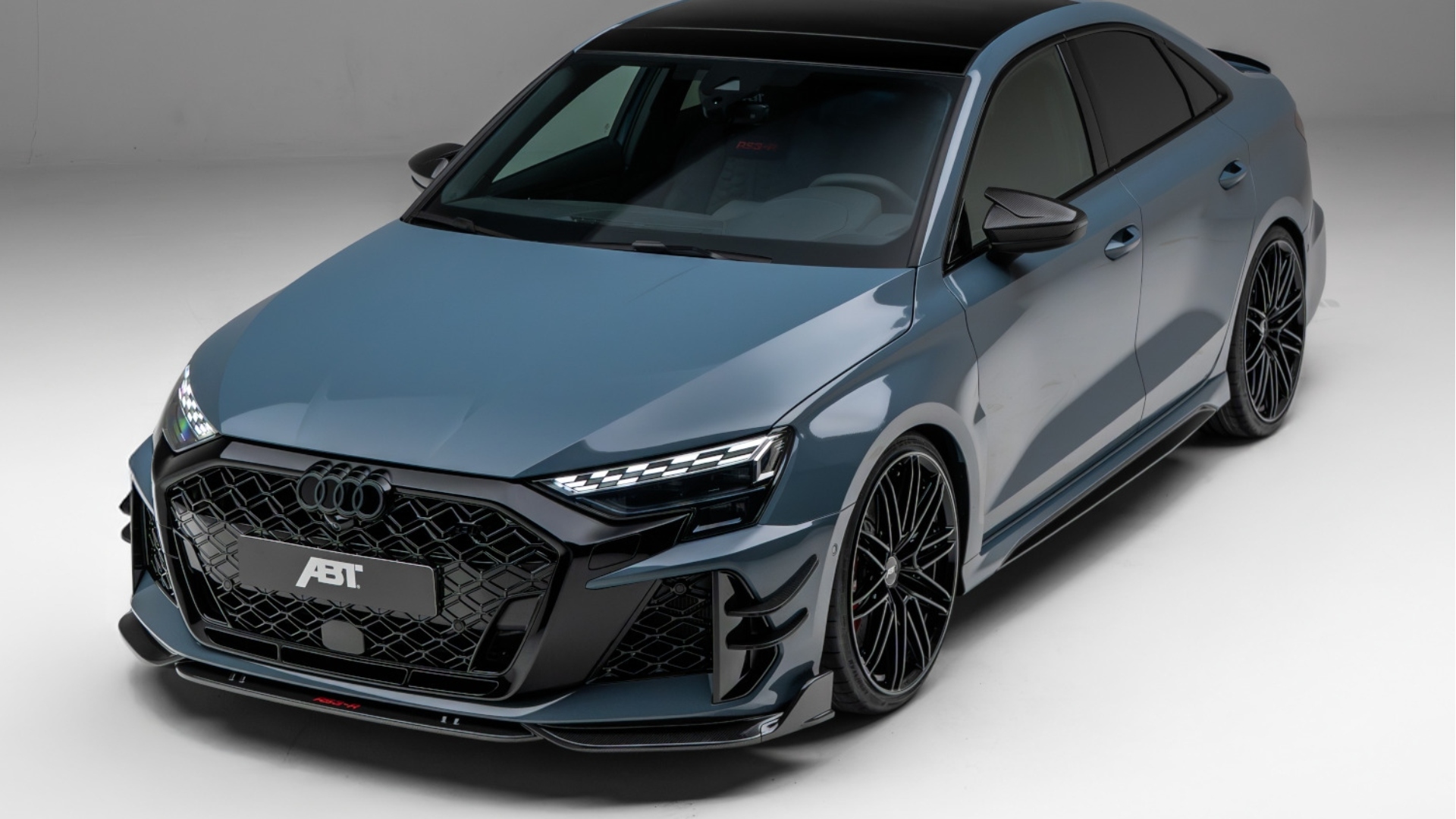 Audi RS3-R: ABT ha stuzzicato la "belva" - Veloce