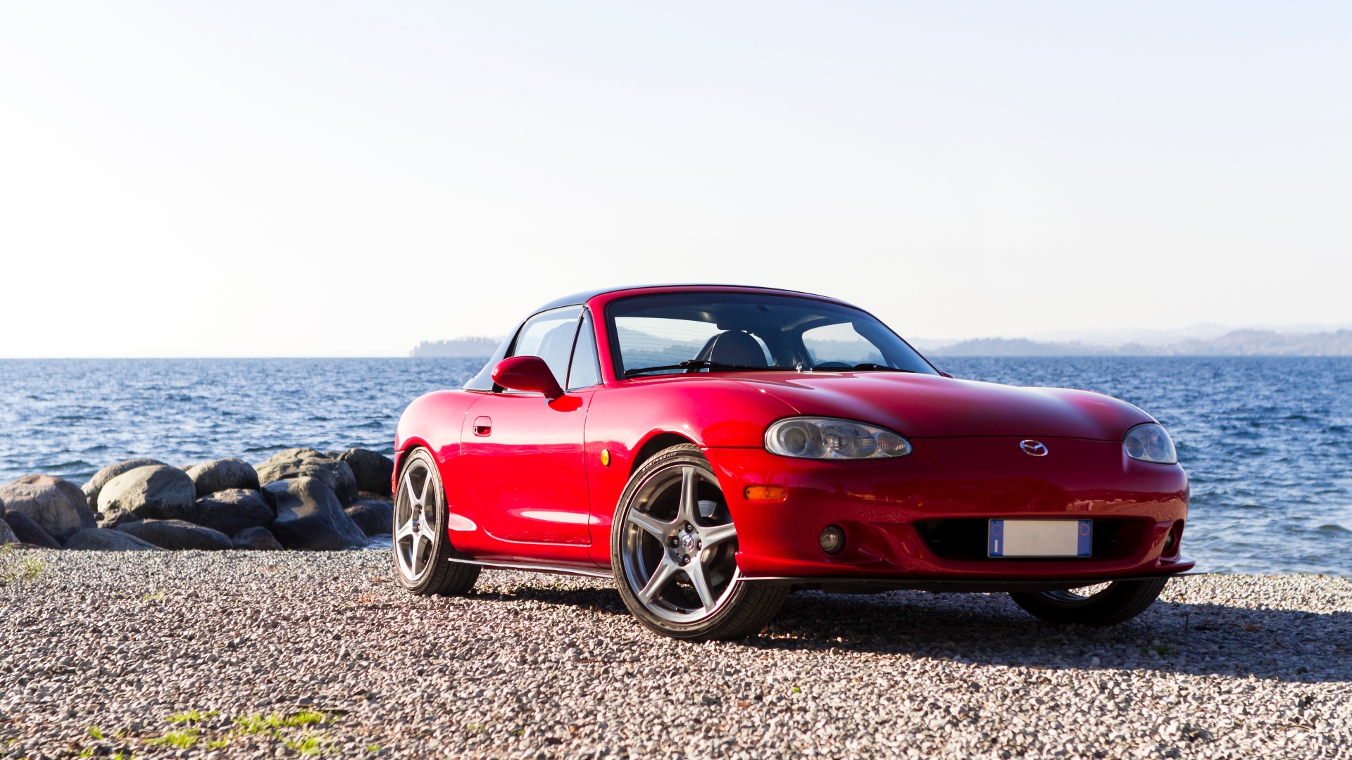 Mazda MX-5 NB: brividi a buon mercato - Veloce