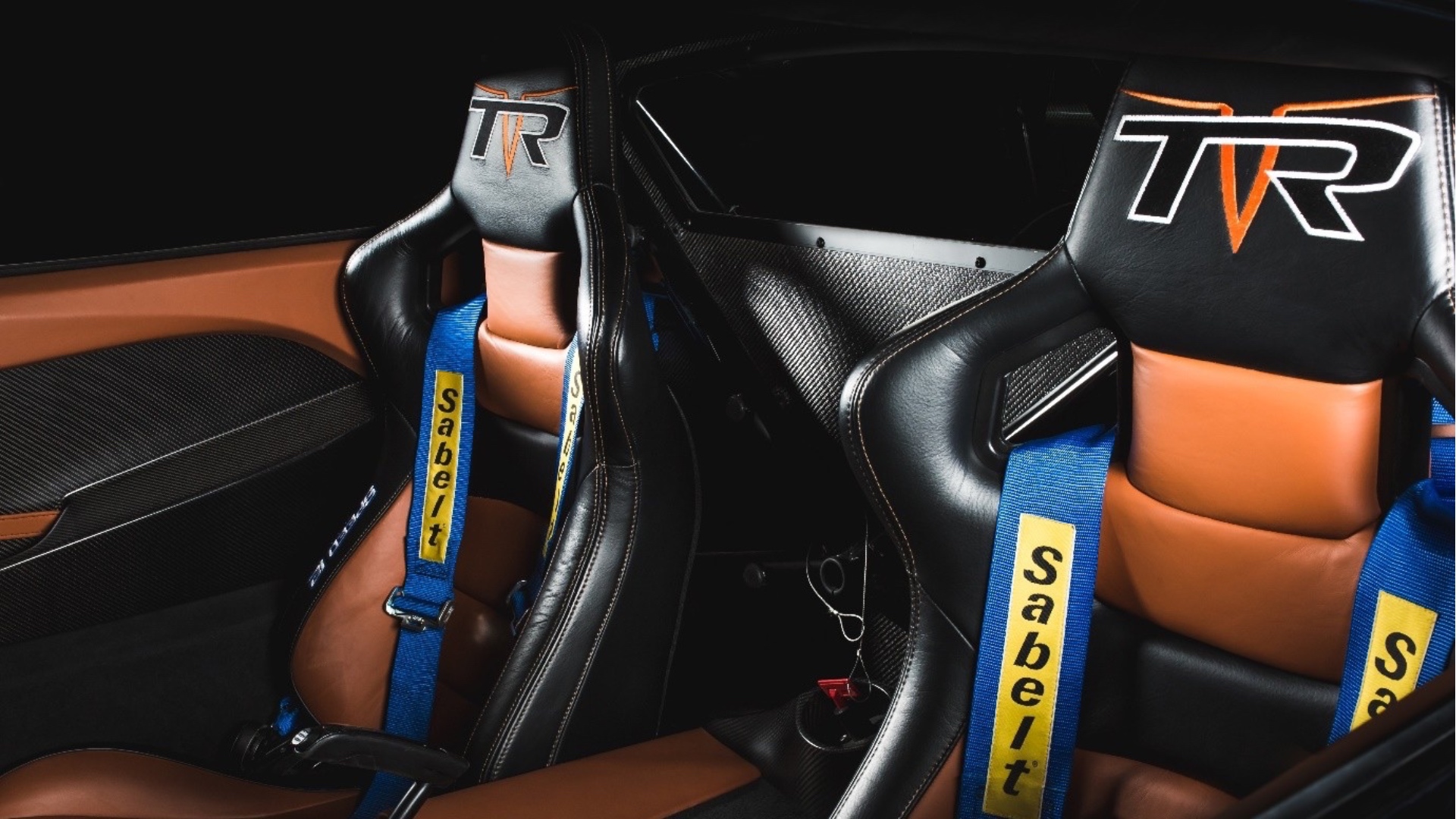 TVR Cerbera Speed 12: il poker di "bestie" - Veloce