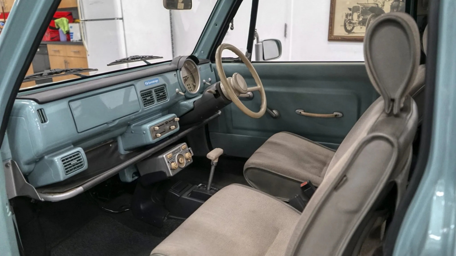 Nissan Pao: la classica "sfigata" che "fa figo" - Veloce