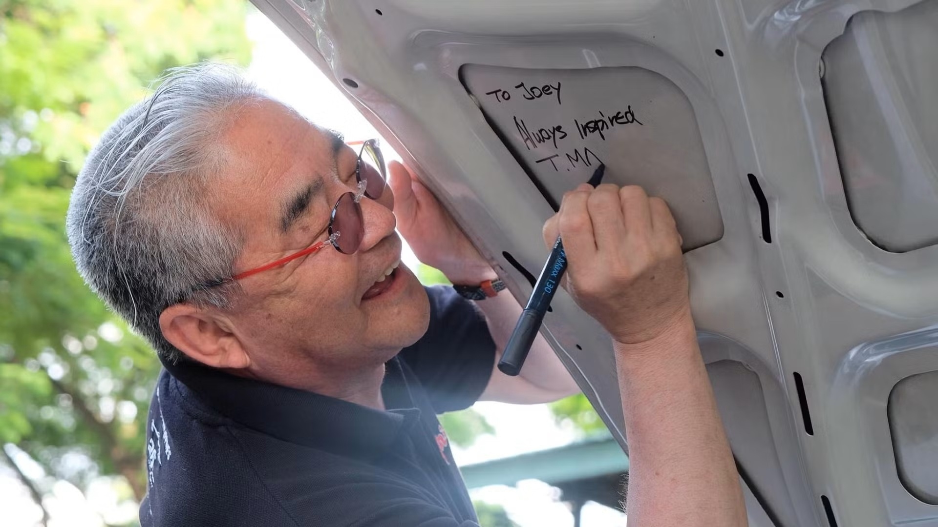 Addio a Tom Matano, il "papà" della Mazda MX-5 - Veloce