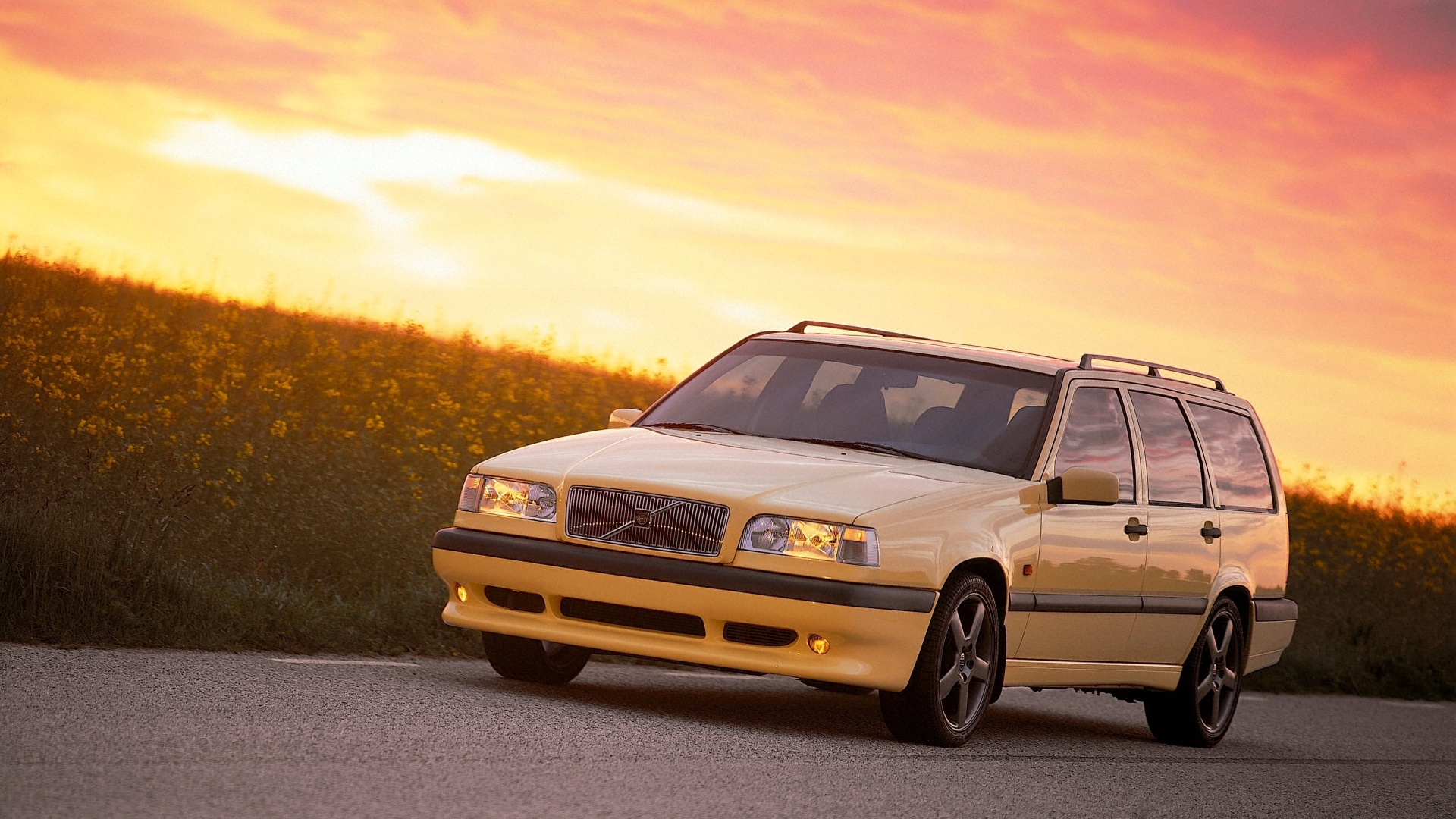Listino Volvo 850 - prezzo - scheda tecnica - velocità - Veloce